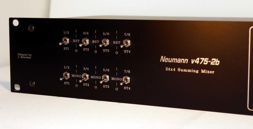 2U-Rack 24x4 Neumann 8 Channel Insert Analog Summing Mixer - Minimal Style