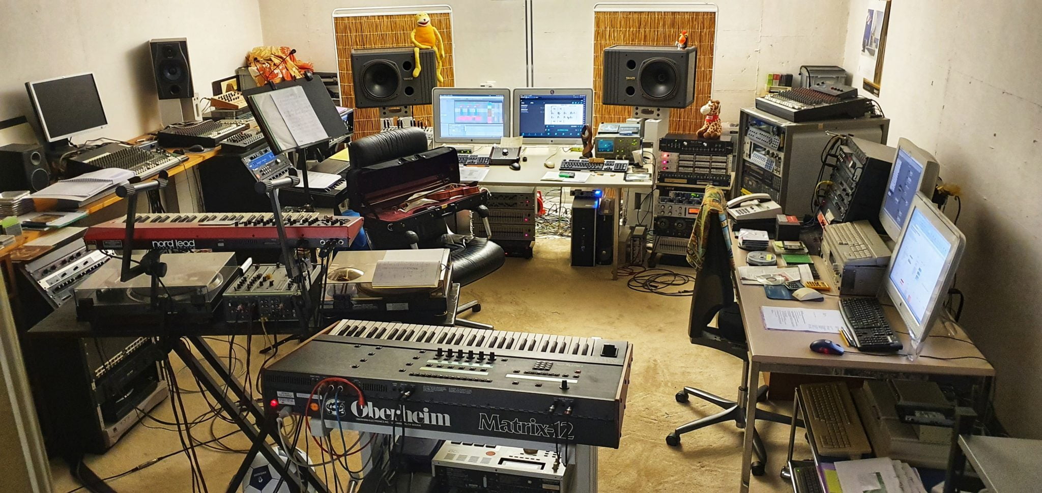 Studio review from Switzerland Vintage Maker 16 Channel active Summing ...