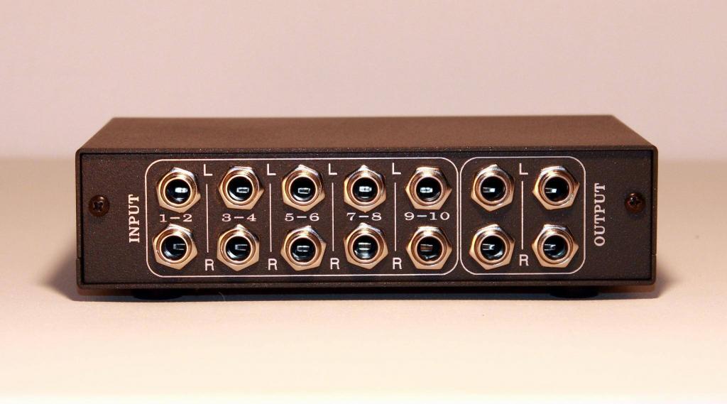 10x4 Input Ch Analog Summing Mixer for UAD Apollo x8 TRS version ...