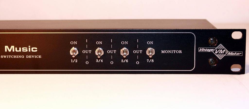 Custom Unique Studio Instrument Switcher 8 In - 8 Out + 2 +2 Out