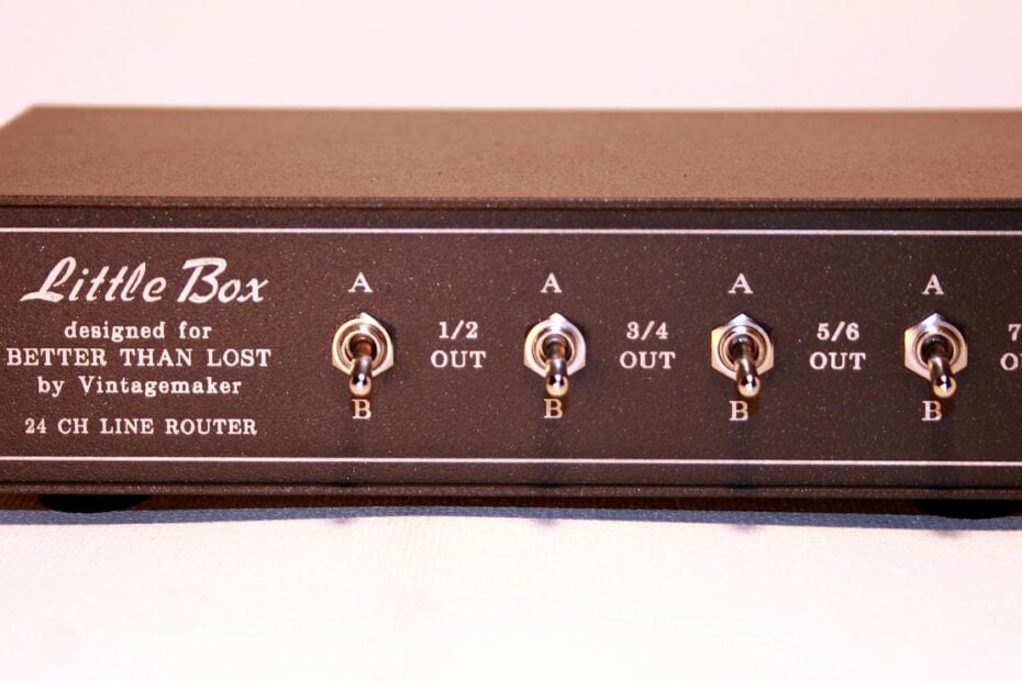 24 Channel Studio Line Splitter Router Combiner DSUB 8 to 16 Bi ...