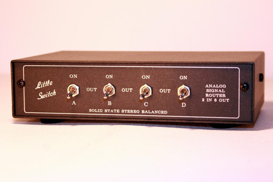 2 to 8 or 8 to 2 Channel Studio Combiner Splitter TRS Bi-Directional ...