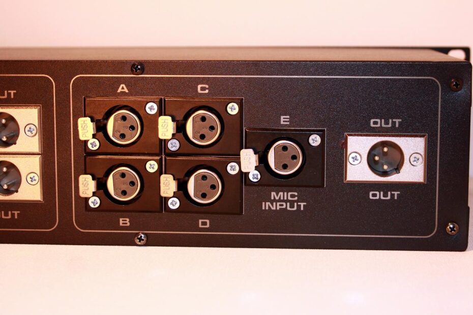 10-In 2-Out Line-Mic 5-In 1-Out Microphone Switch Analog Balanced Audio ...